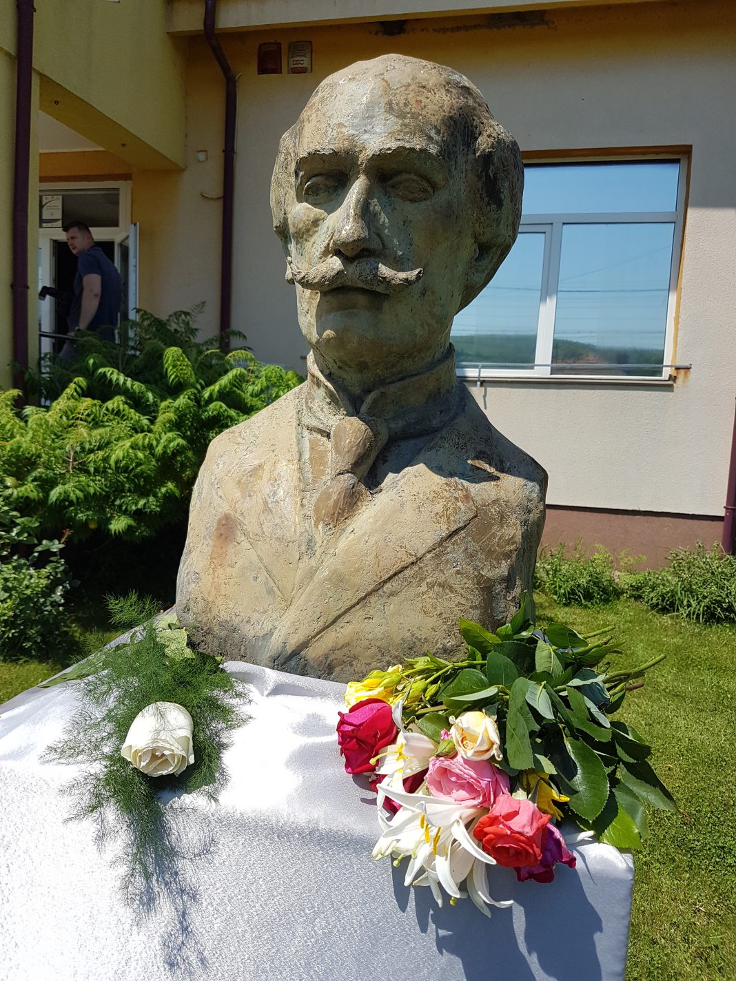 Comuna Goieşti şi-a evocat poetul-simbol, Alexandru Macedonski ...