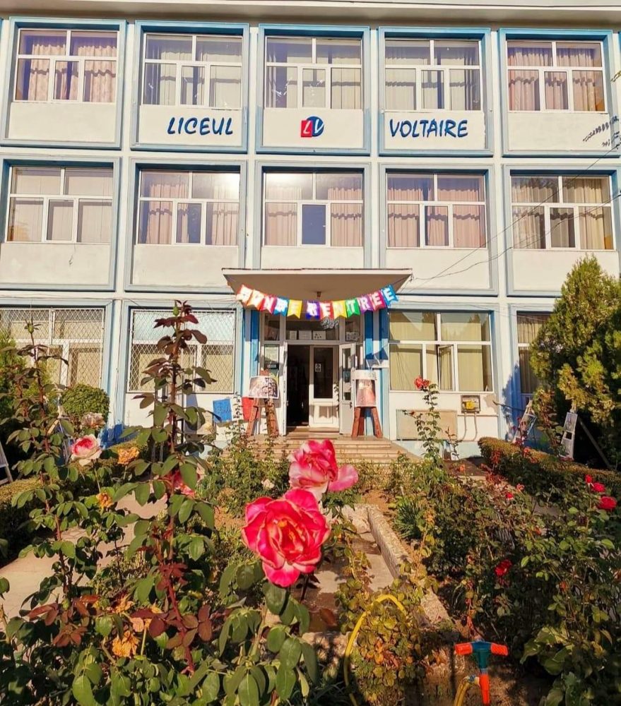 Activitaţi educative de amploare desfăşurate de Liceul ,,Voltaire” | Cuvântul Libertăţii