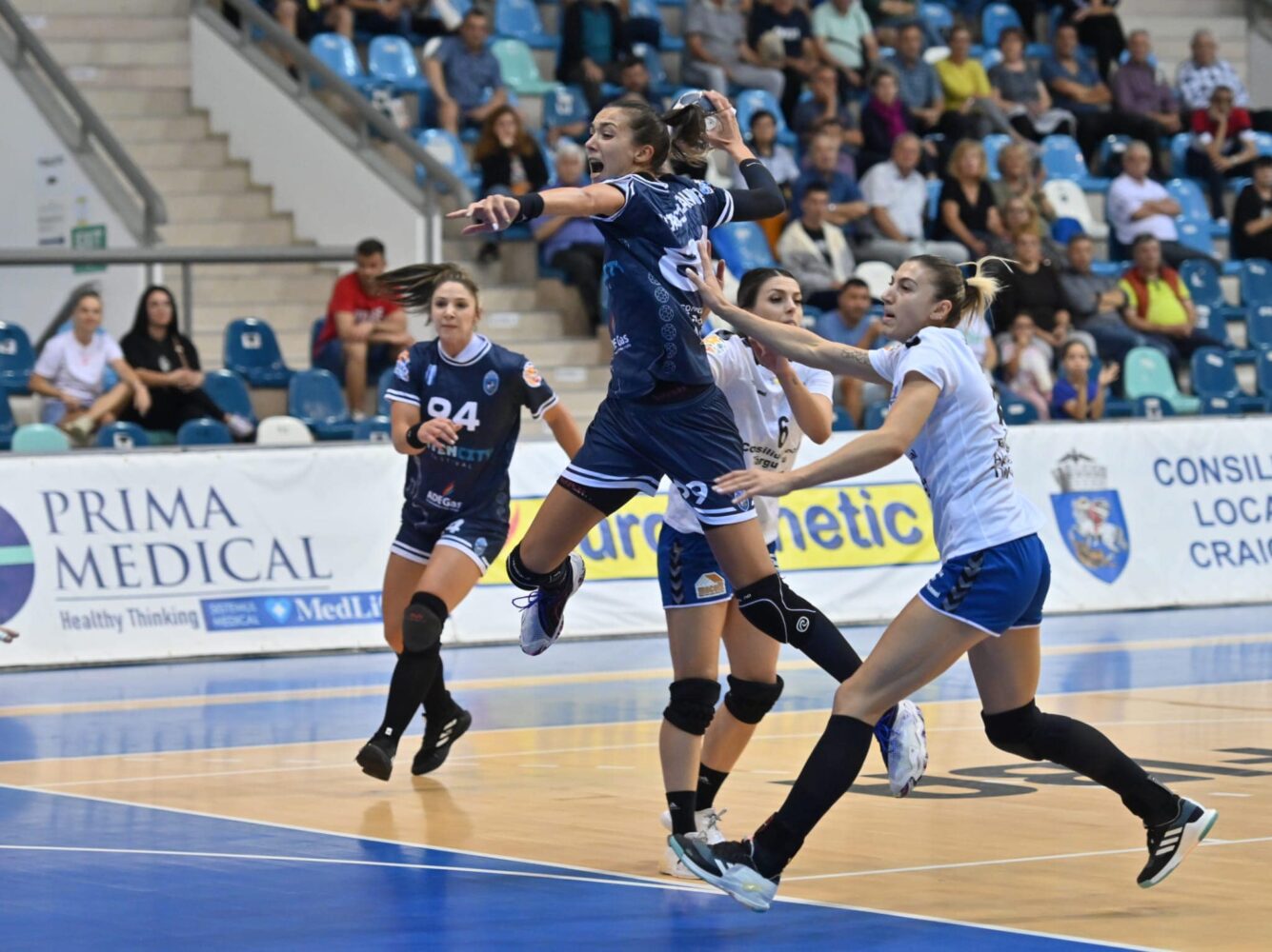 Handbalistele Craiovei, victorie cu CSM Tg. Jiu | Cuvântul Libertăţii