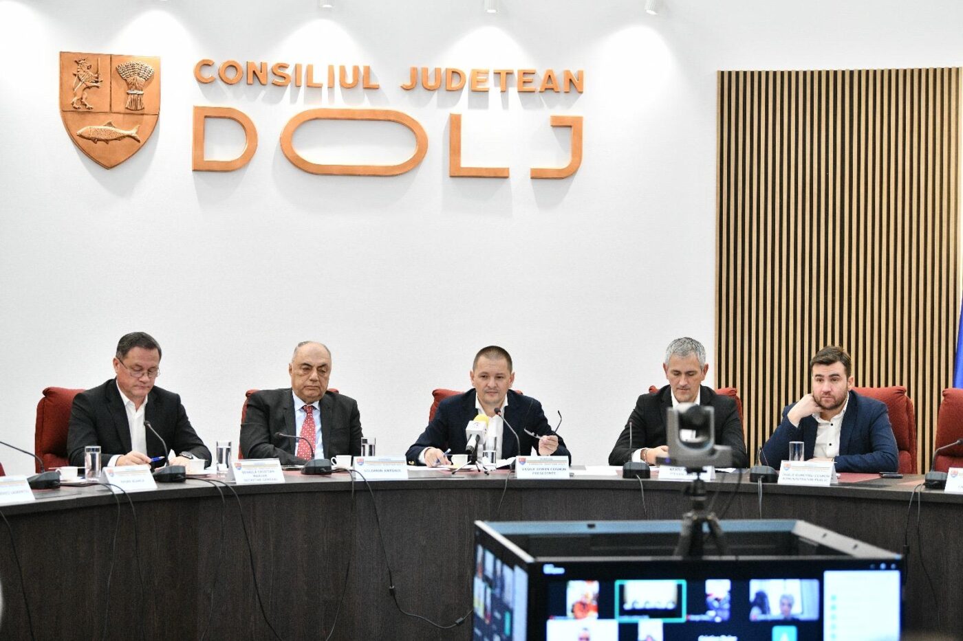 Consiliul Județean Dolj continuă sprijinirea învățământului în județ ...