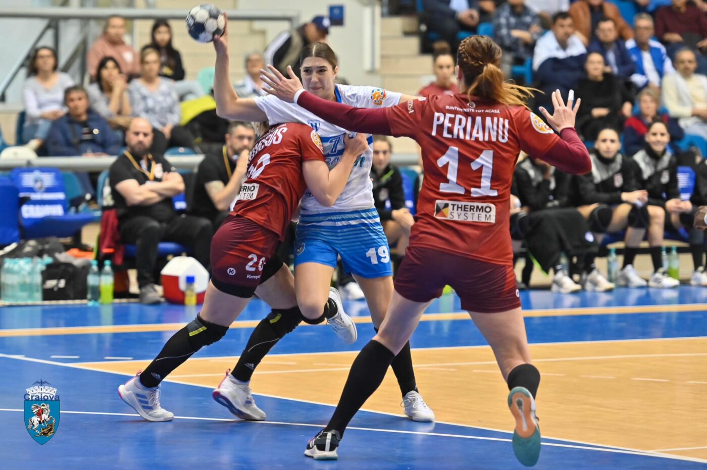 Handbalistele Craiovei întâlnesc Rapidul, în Polivalentă | Cuvântul ...